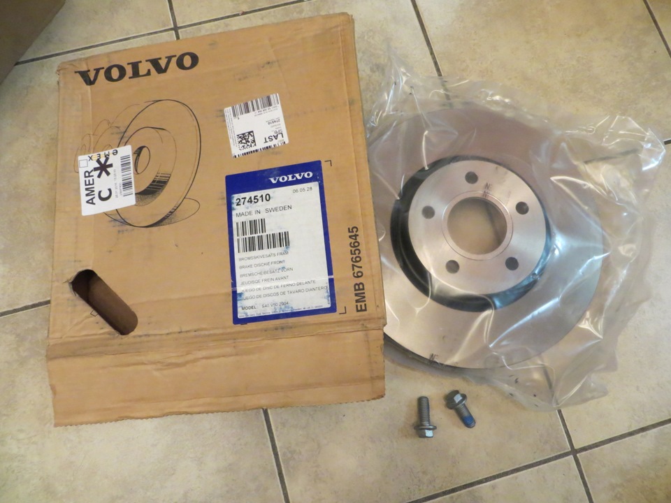 Тормозные диски и колодки. — Volvo S40 (2G), 2,4 л, 2009 года ...