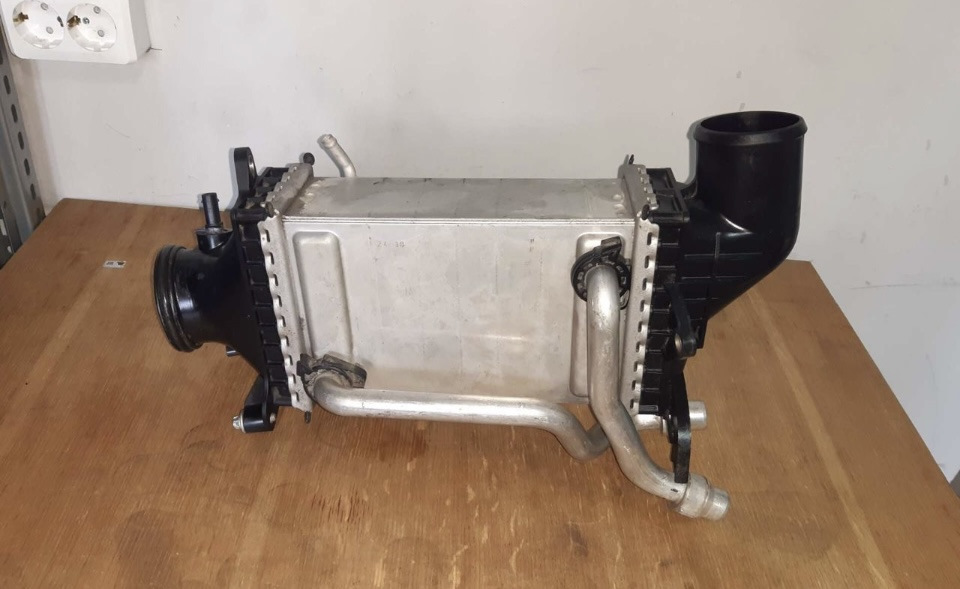 А антифриз то где?! Лопнул патрубок охлаждения турбины Mercedes W205 ...