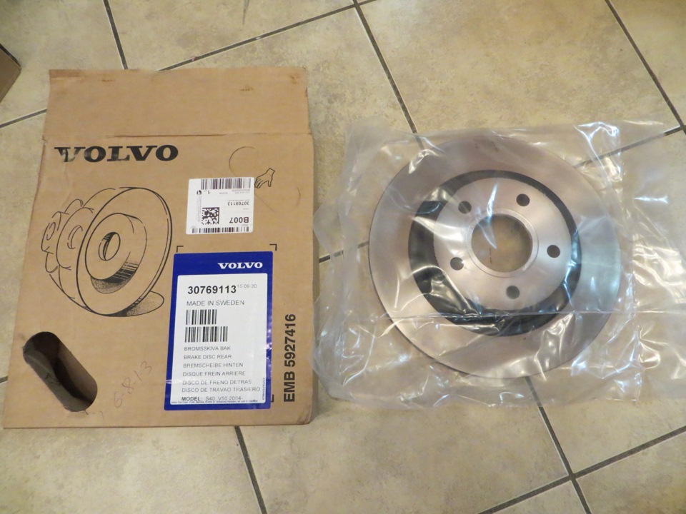 Тормозные диски и колодки. — Volvo S40 (2G), 2,4 л, 2009 года ...