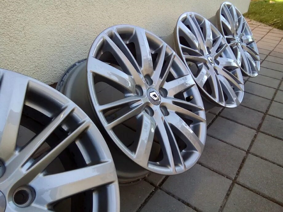 Celsium 18 на Megane 3 — Renault Megane III, 1,5 л, 2013 года ...