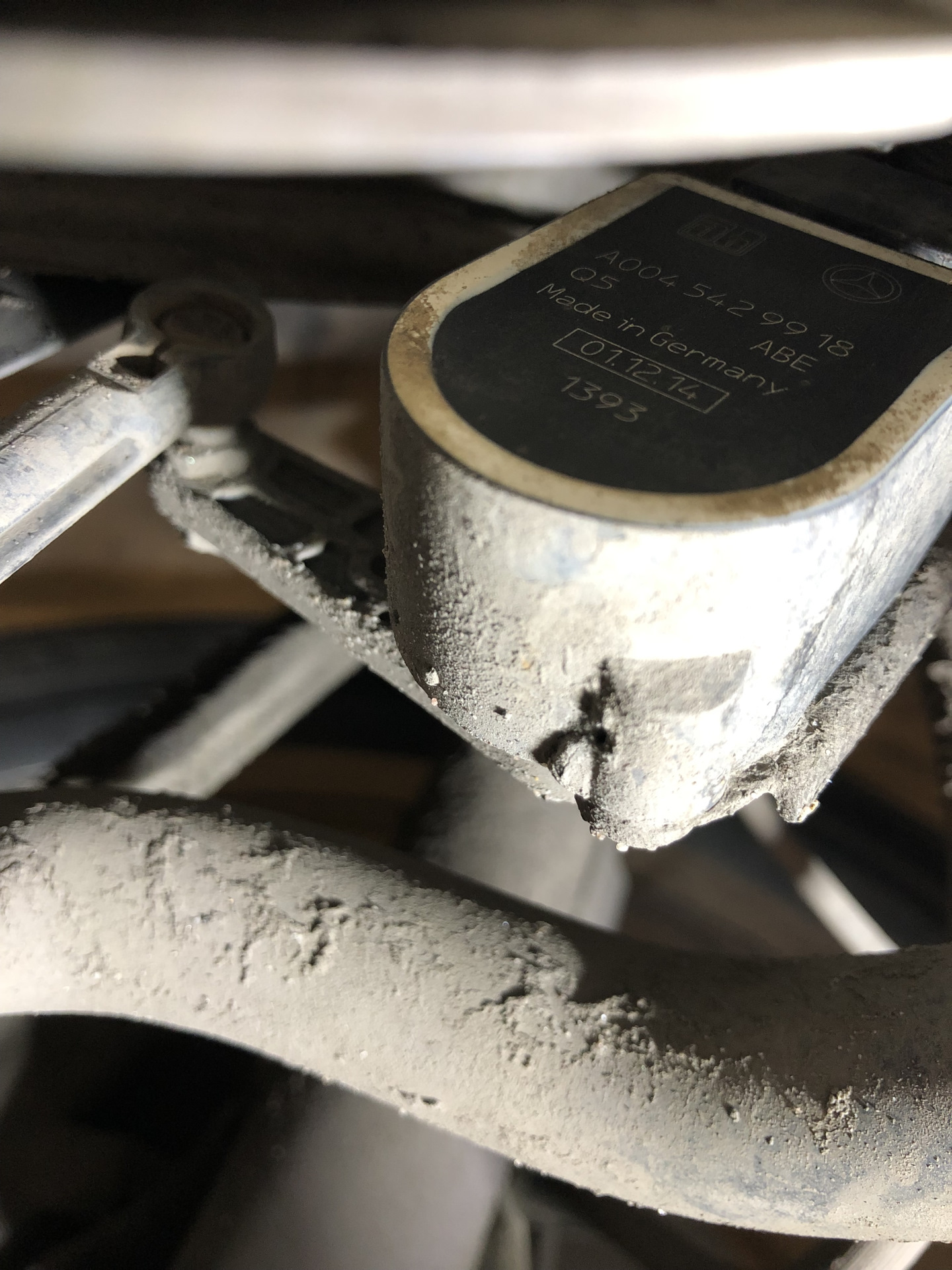 Датчик положения кузова — Mercedes-Benz E-Class (W212), 2 л, 2014 года ...