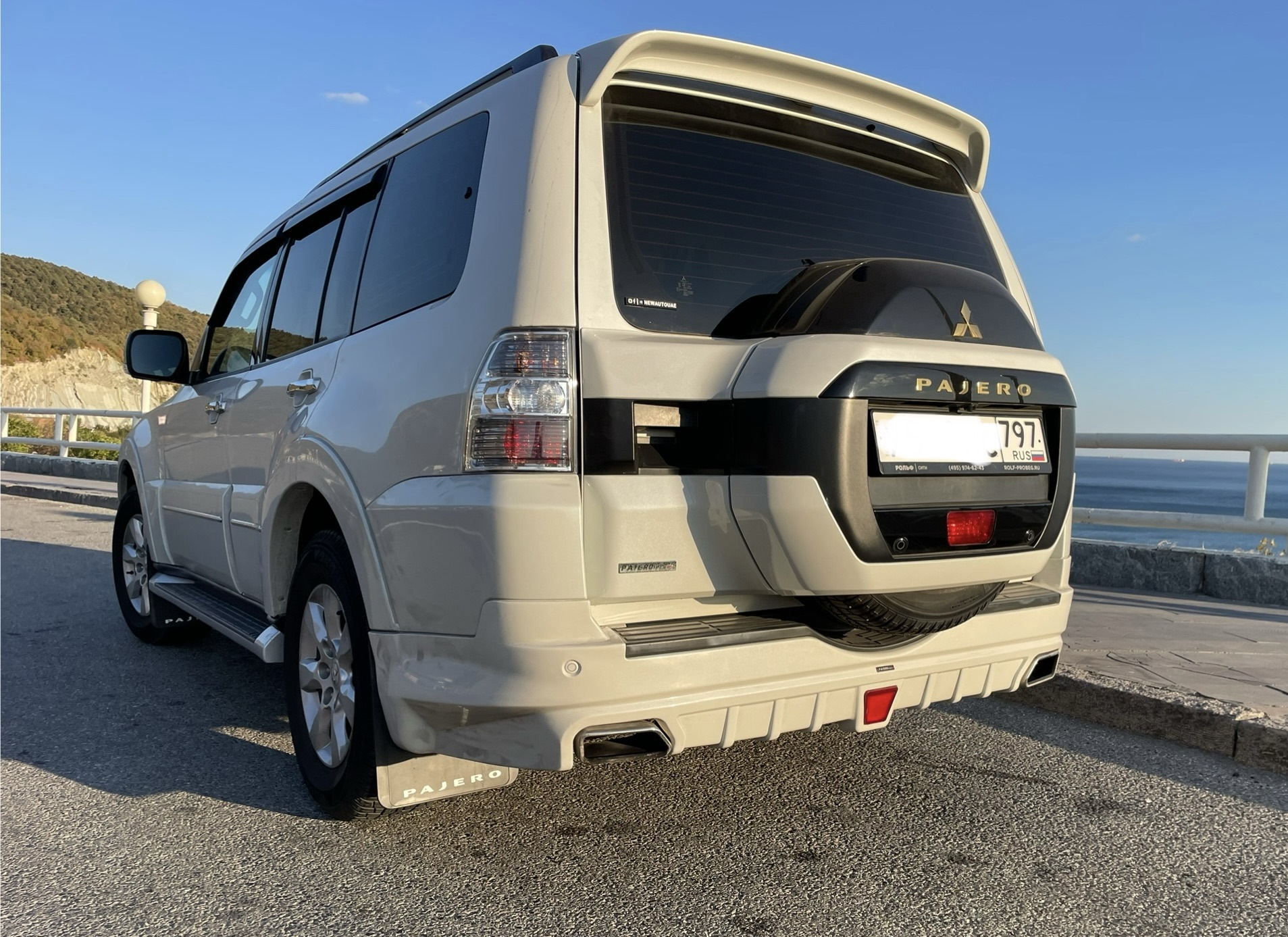 Дефлекторы на Pajero 4 — Mitsubishi Pajero (4G), 3,8 л, 2020 года ...