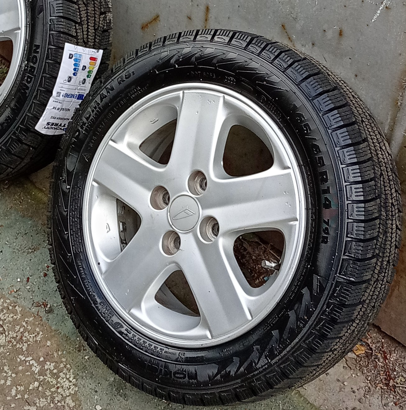 Покупка дисков на лето! Нужна помощь по резине! — Nissan Moco III, 0,7 л, 2012 года | колёсные ...