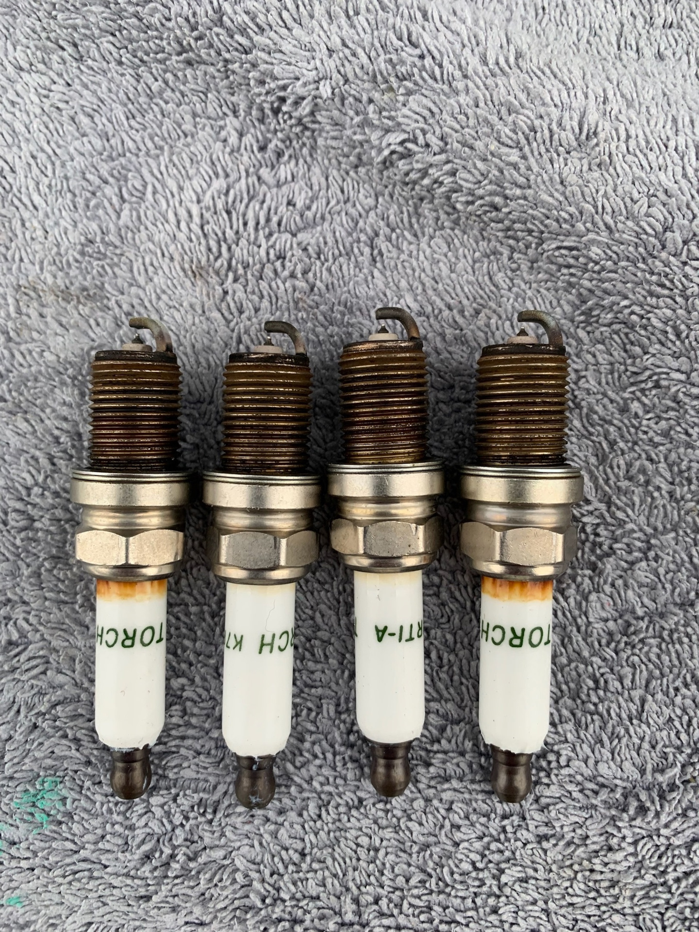 Иридиевые свечи зажигания Haval M6 Jolion, H2, H6 стоят с завода TORCH ...