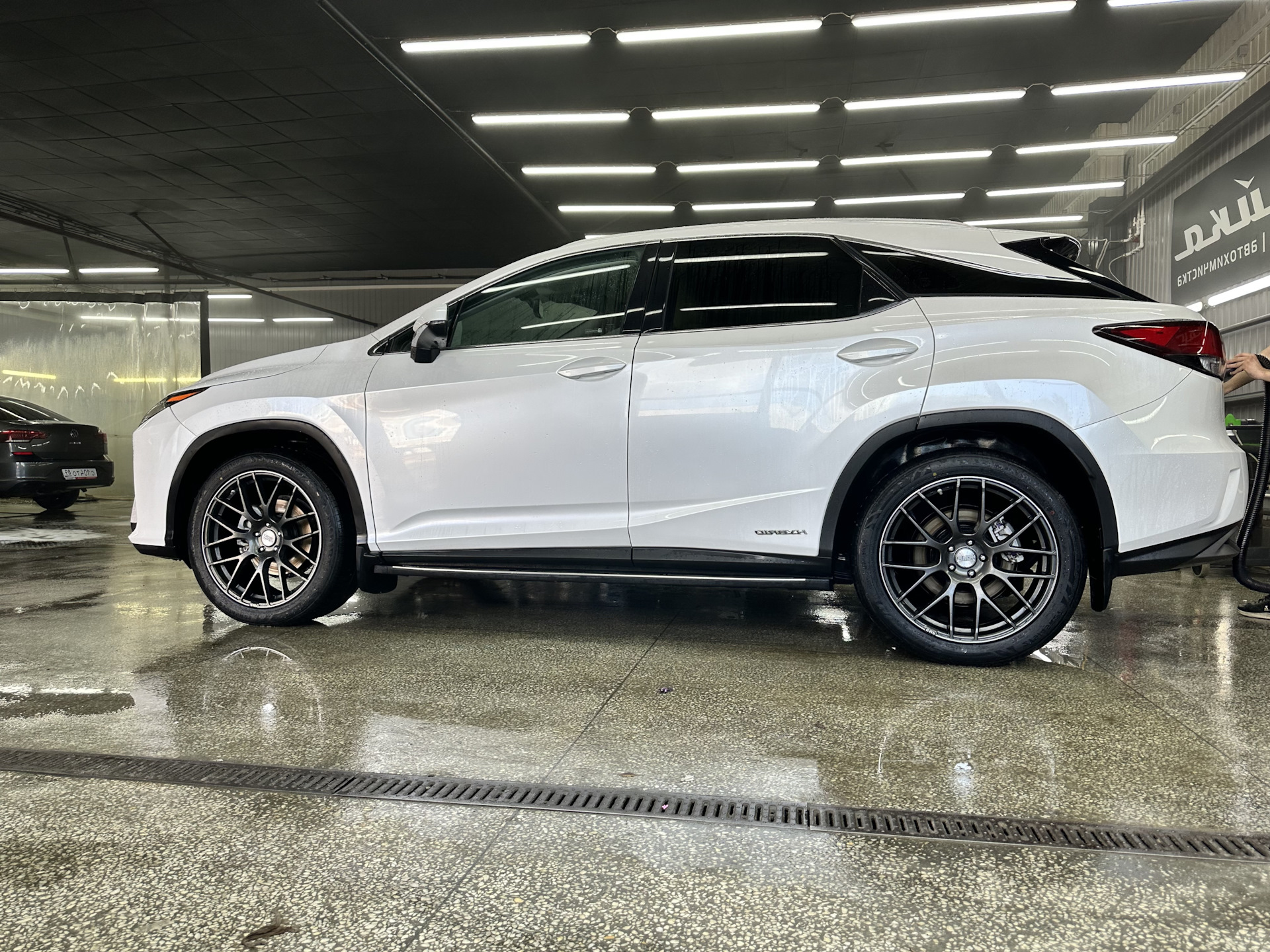 3. Помогите с выбором летних дисков и резины. R20 или R21? — Lexus RX ...