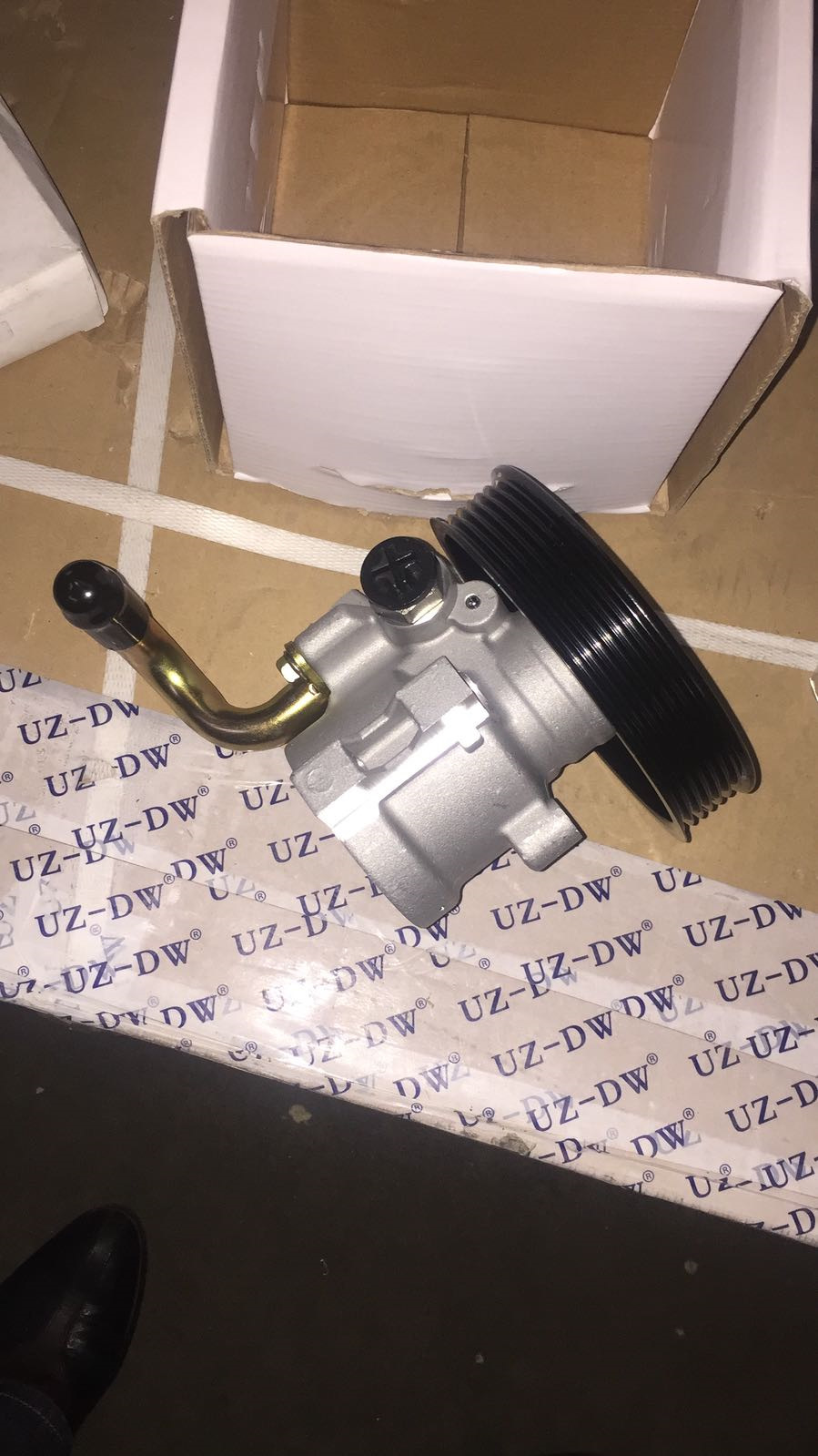 Оригинальный новый насос гидроусилителя руля 95216830 на Авито всего ...