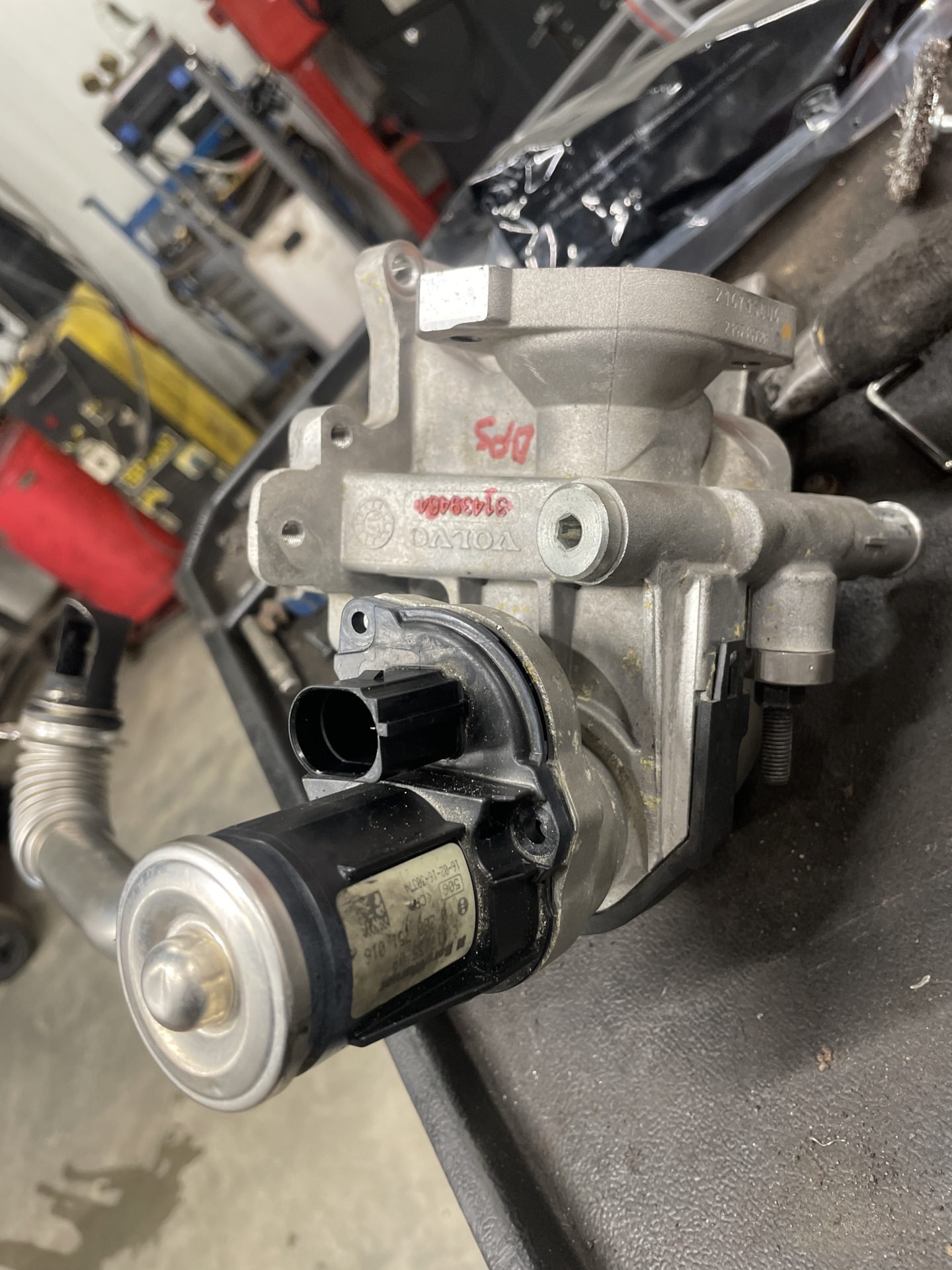 Ошибка Р226200 и P02CB00 — Volvo XC90 (2G), 2 л, 2016 года | поломка ...