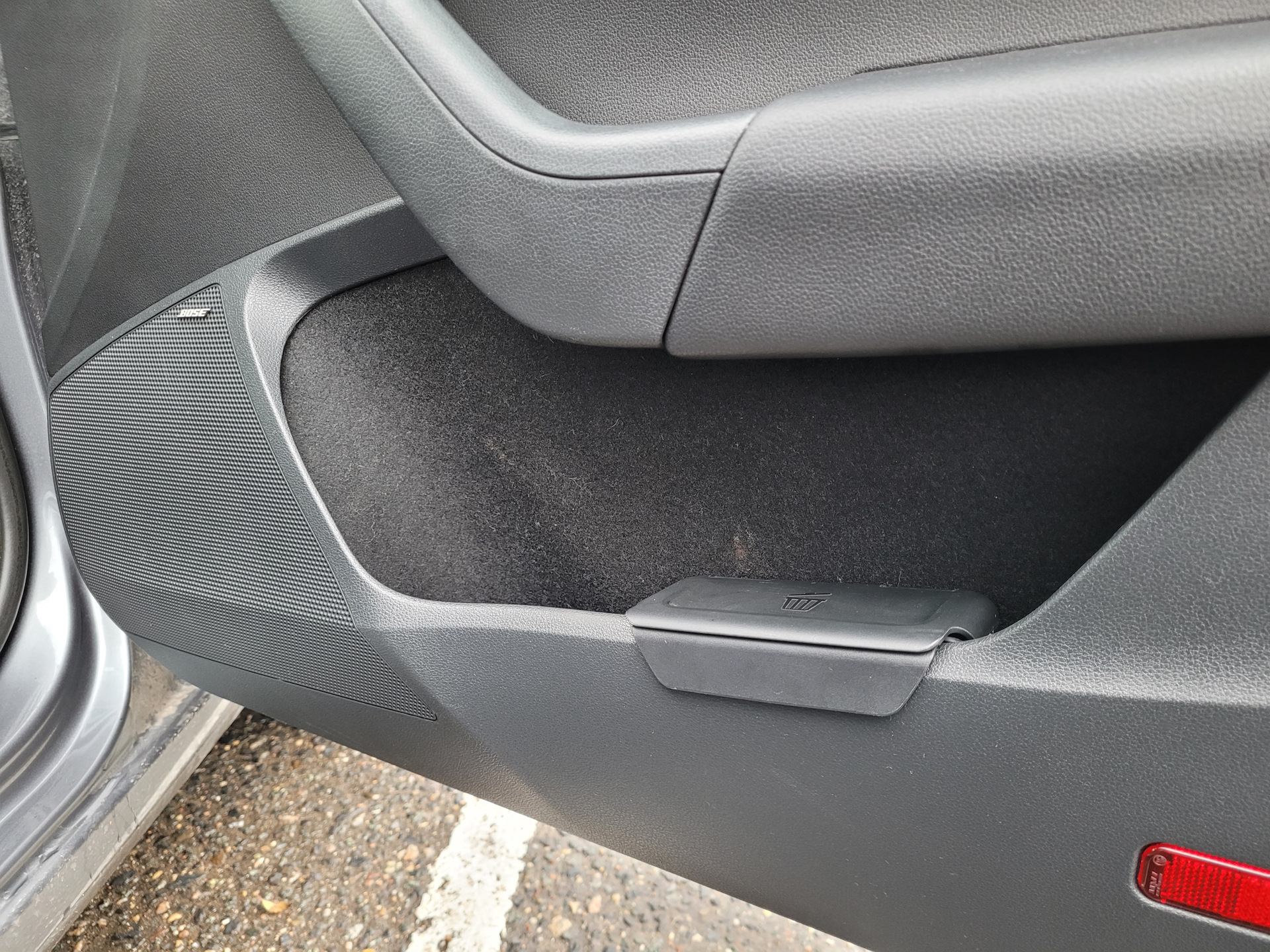 Оригинальная мусорка в дверь водителя Toyota Clean Box 49799-69012-05 ...