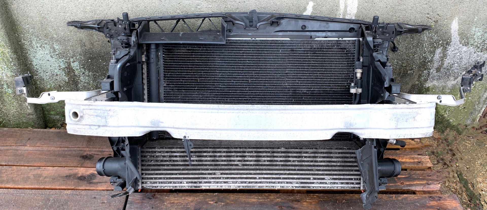 Нужна помощь / идентификация, что это за датчик или? — Audi A6 (C7), 3 ...