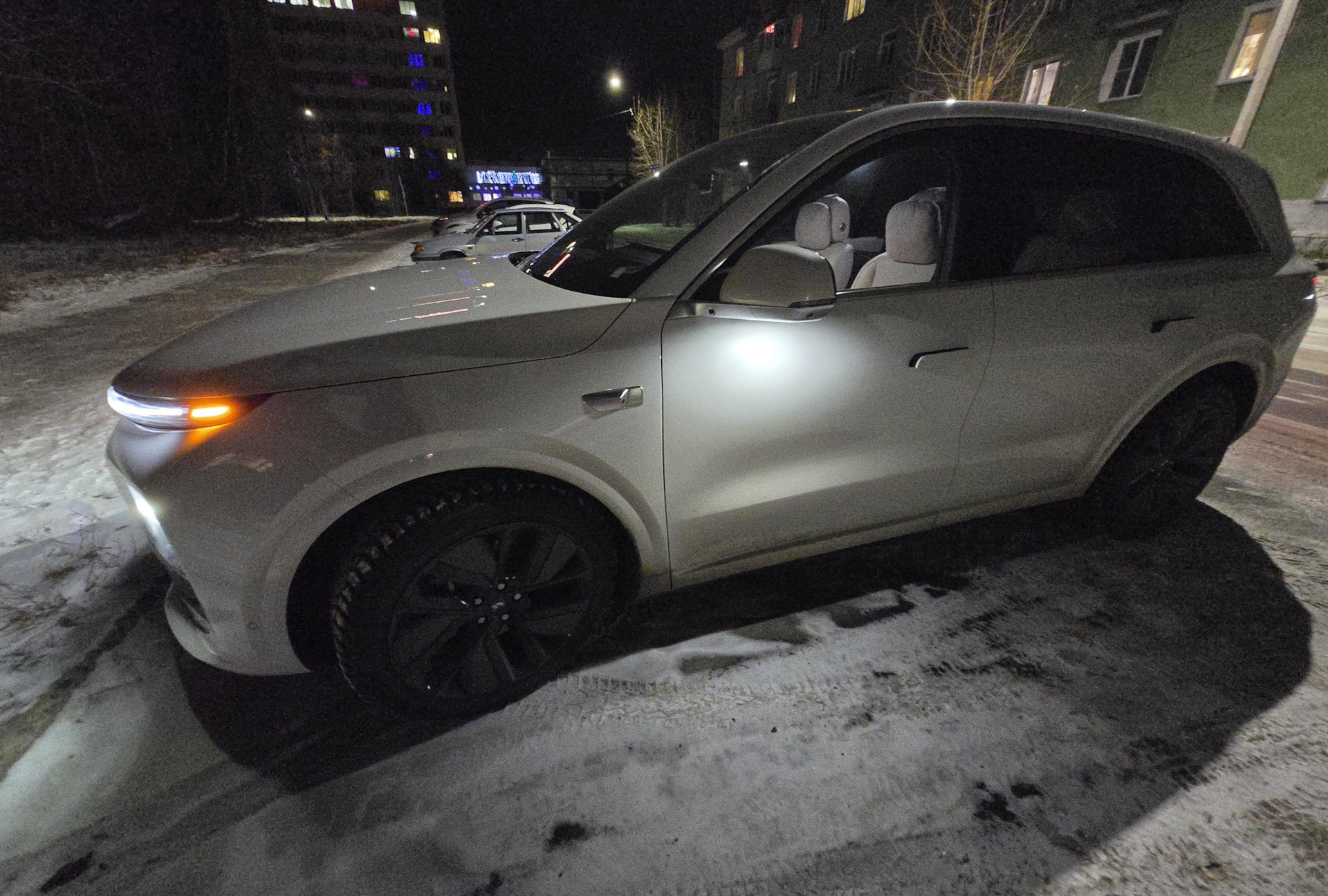 Неочевидные отличия L6 от L7 — Li Auto L6, 1,5 л, 2024 года ...