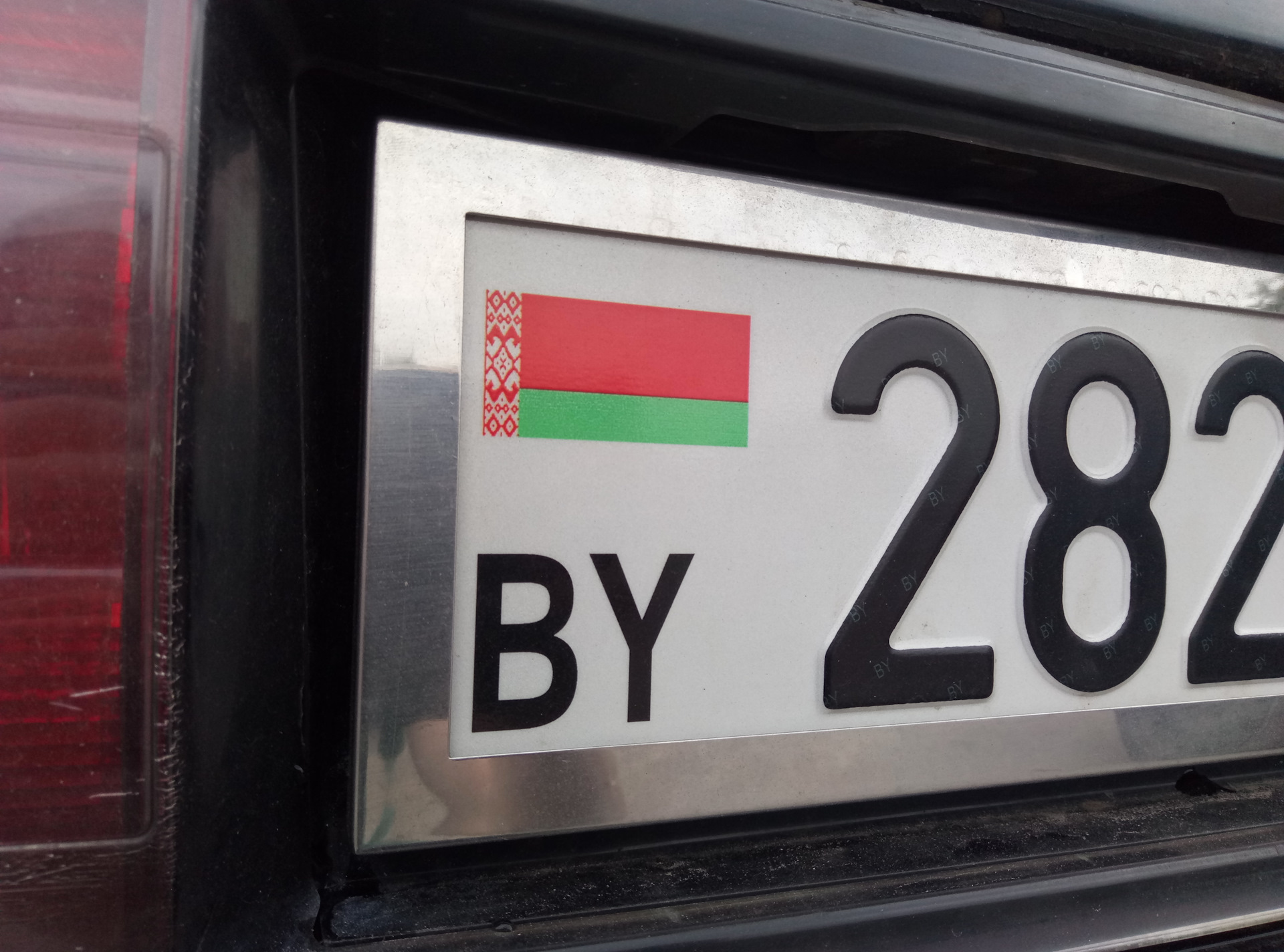 Кронштейн заднего номерного знака с камерой своими руками — Toyota ...