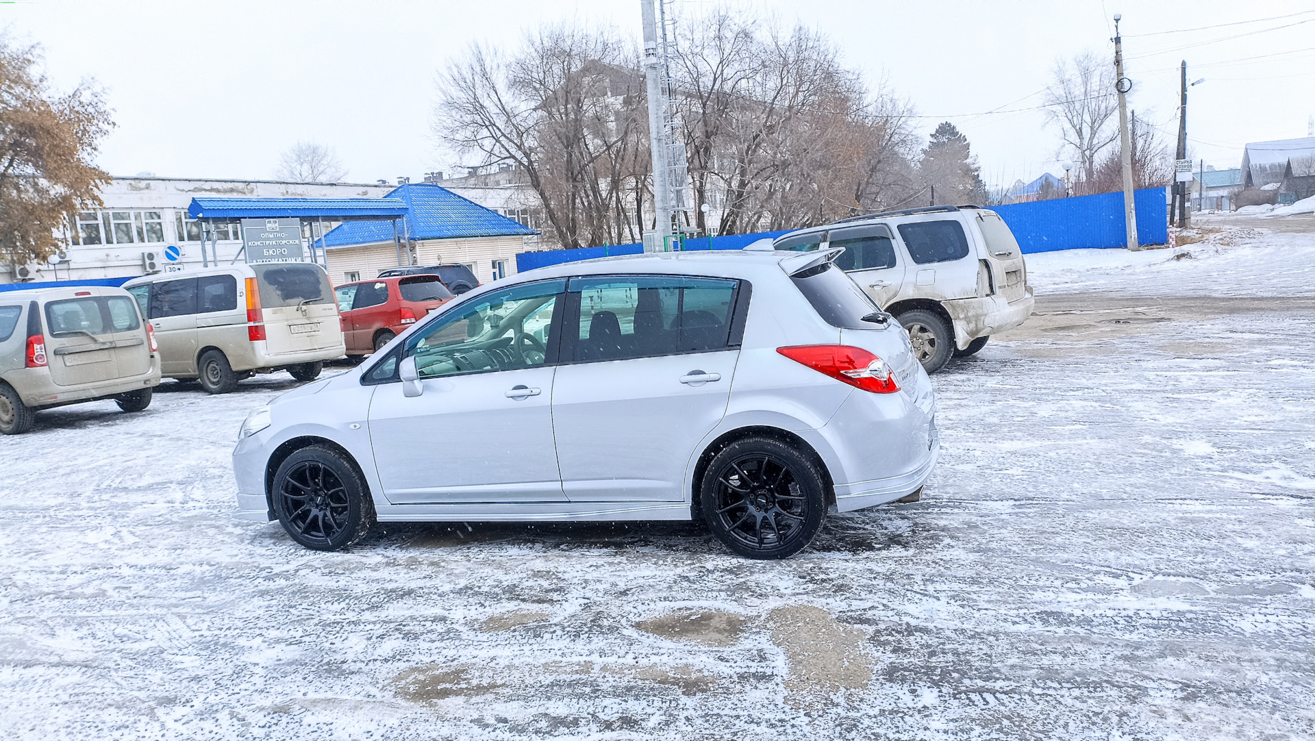 Литые диски на ниссан тиида — Nissan Tiida (1G), 1,6 л, 2008 года ...