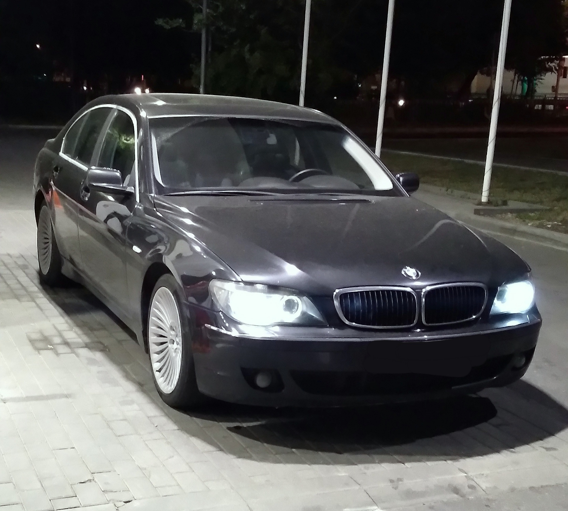 Вернул шикарную на пневму с EDC и подобрал стиль дисков ) — BMW 7 series (E65/E66), 4,8 л, 2005 ...