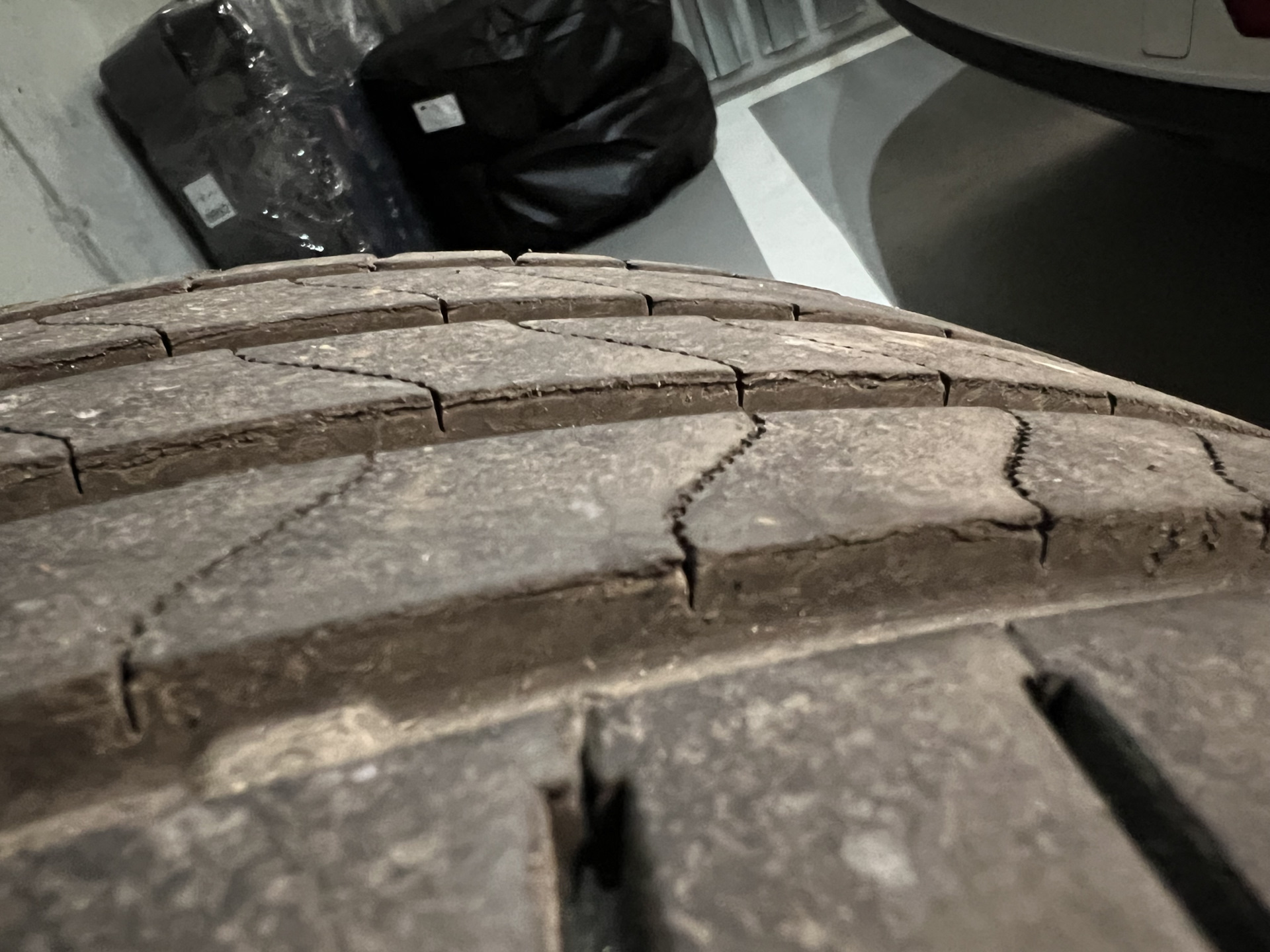 Новая резина Bridgestone Turanza 6 245/45 R18 — Skoda Superb Combi (Mk3 ...