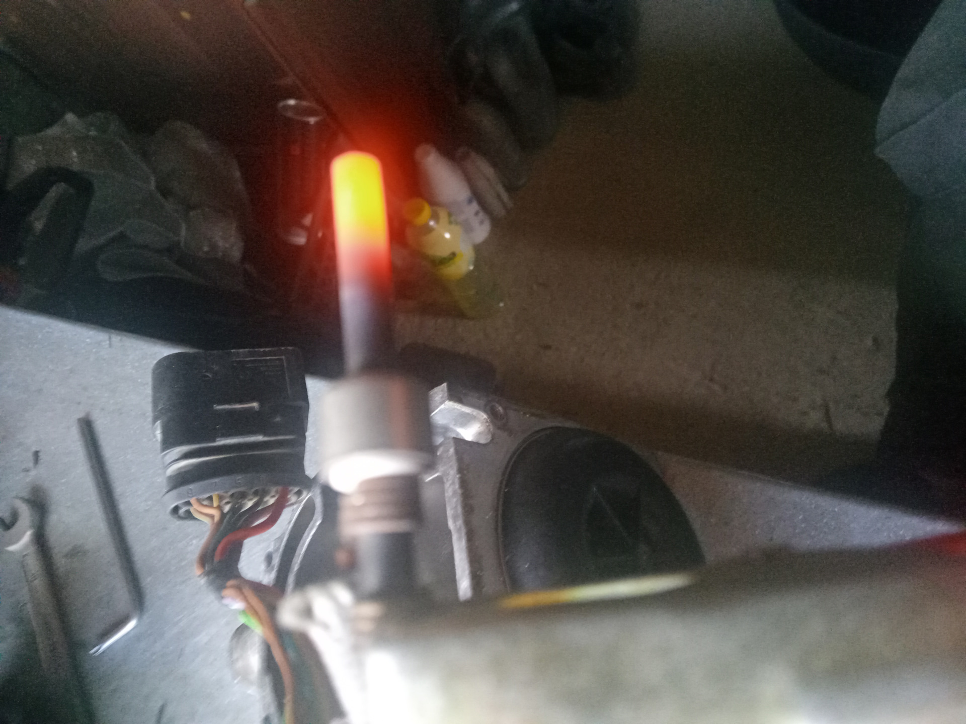 Здорова народ — Audi A6 Avant (C5), 6,6 л, 2001 года | поломка | DRIVE2