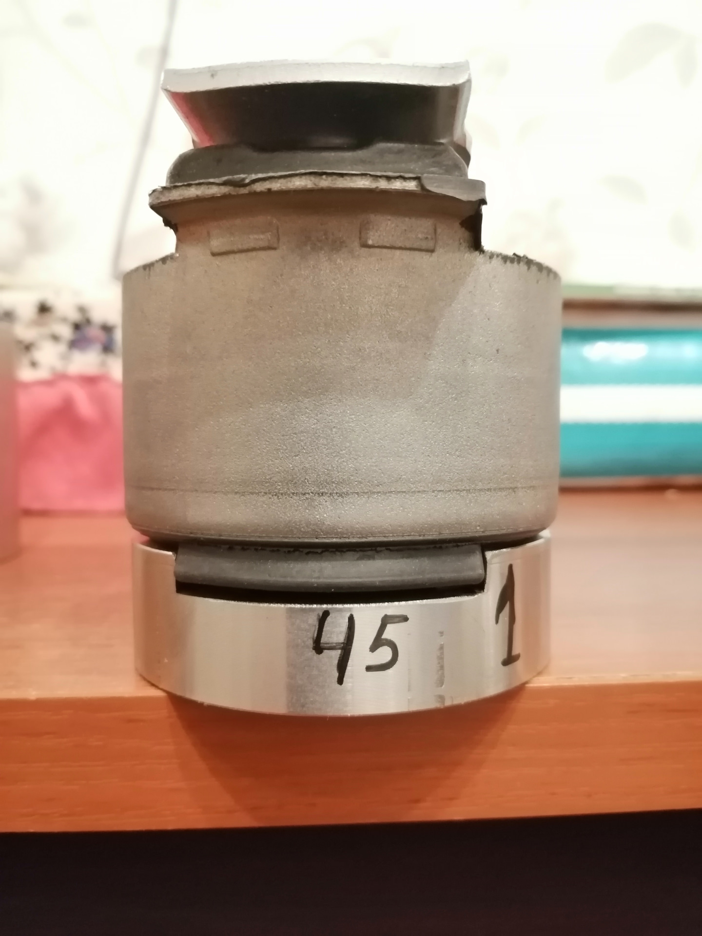 Съёмник для замены сайлентблоков в балке. — Renault Laguna III, 1,5 л ...