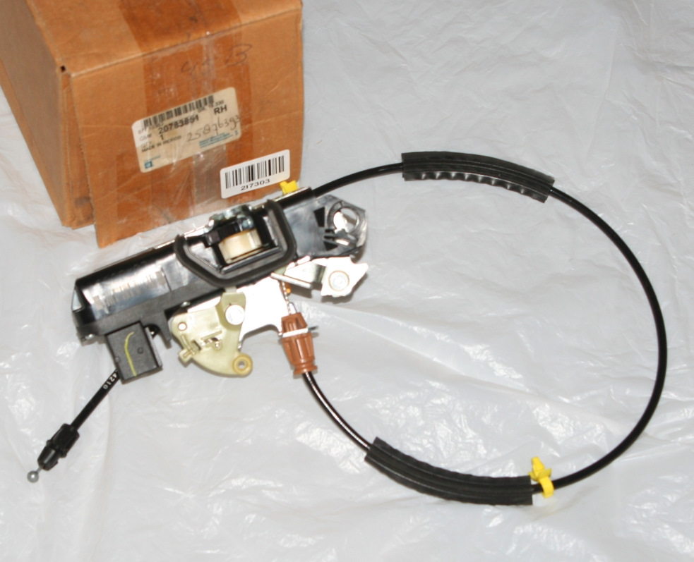 Поменял замок на пассажирской двери — Cadillac Escalade (3G), 6,2 л ...