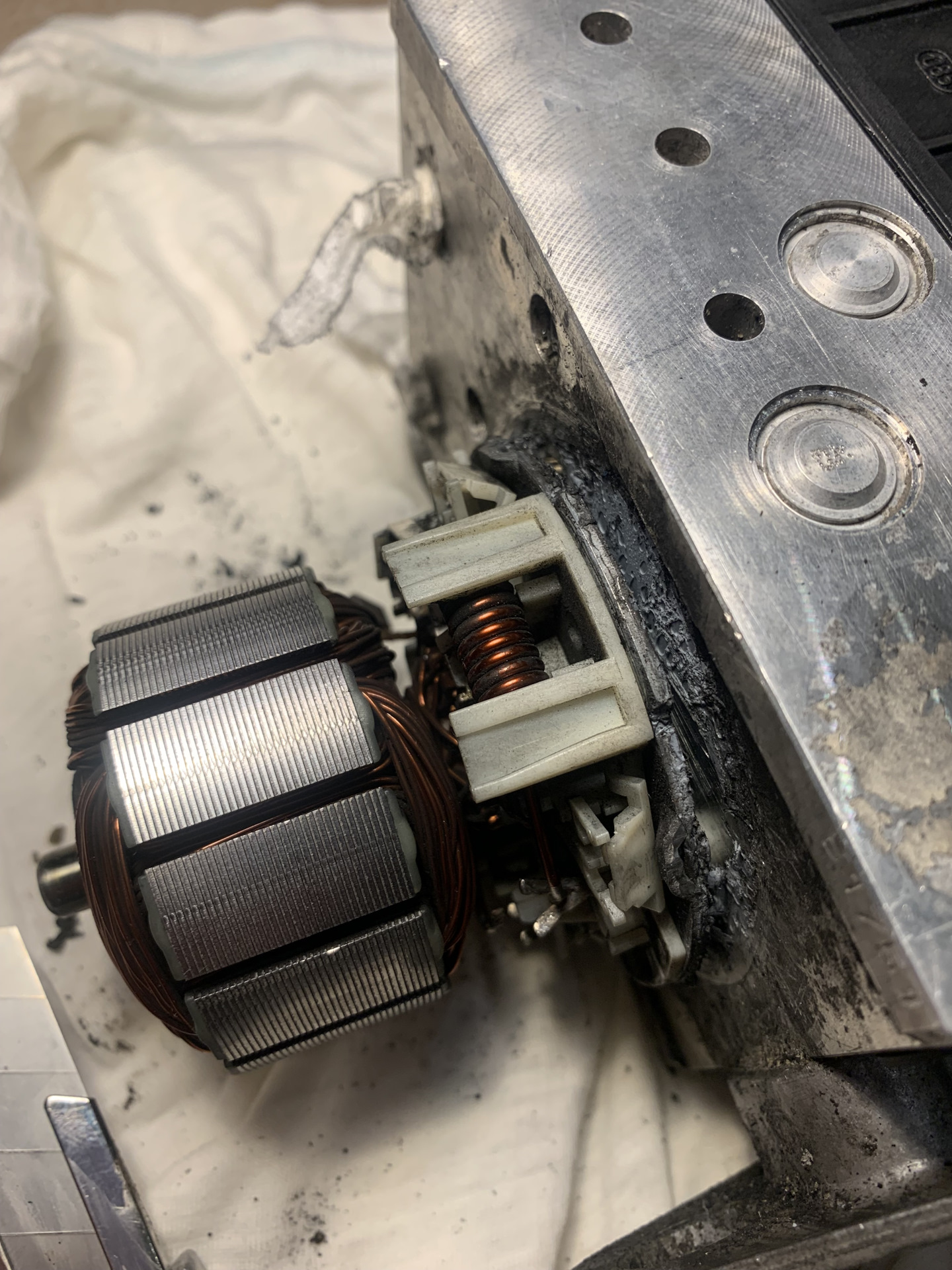 БЛОК «ABS”. РЕМОНТ — Mercedes-Benz Sprinter (1G), 2,2 л, 2001 года ...