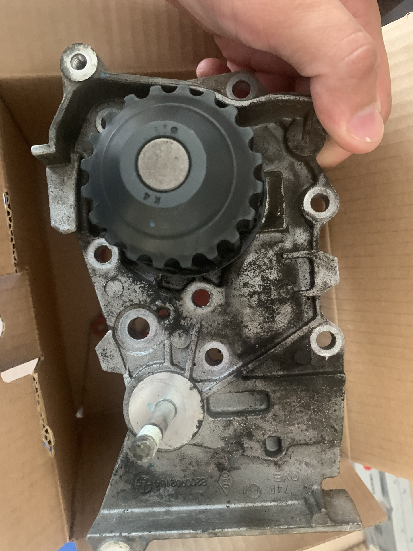 Замена комплекта ГРМ, помпы Megane 3 K4M — Renault Megane III, 1,6 л ...